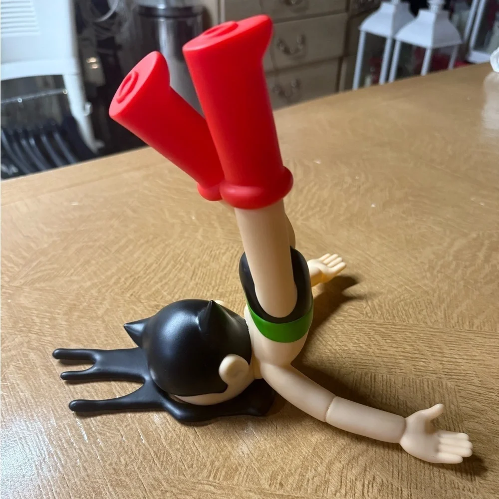 Astro Boy | Art | Josh Divine Astro Crash Astro Boy Sofubi Vinyl Figure ...